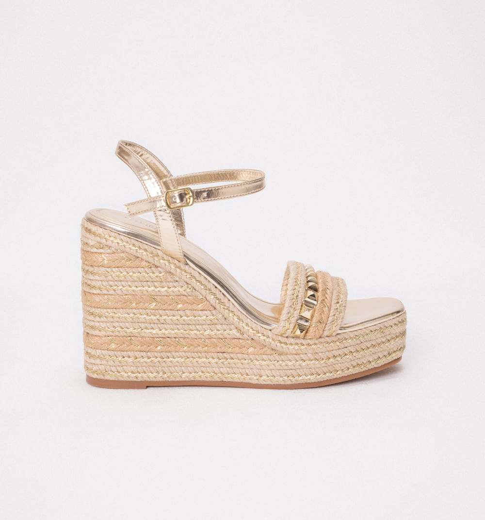 PLATFORM SANDAL MATERIAL COMBINATION