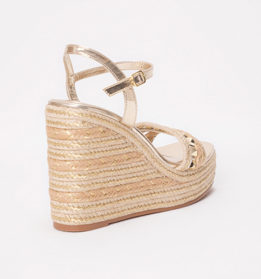 PLATFORM SANDAL MATERIAL COMBINATION