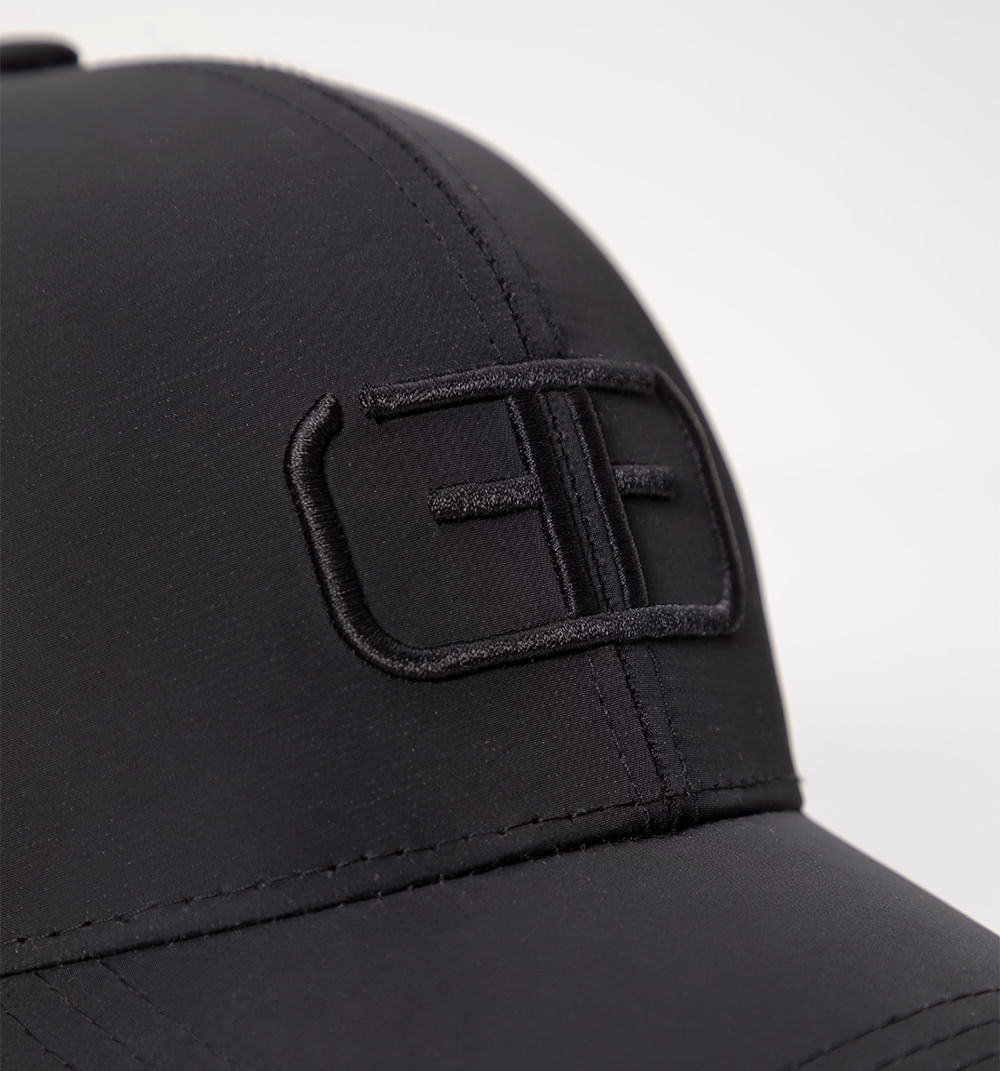 POLYAMIDE CAP WITH EMBROIDERED LOGO