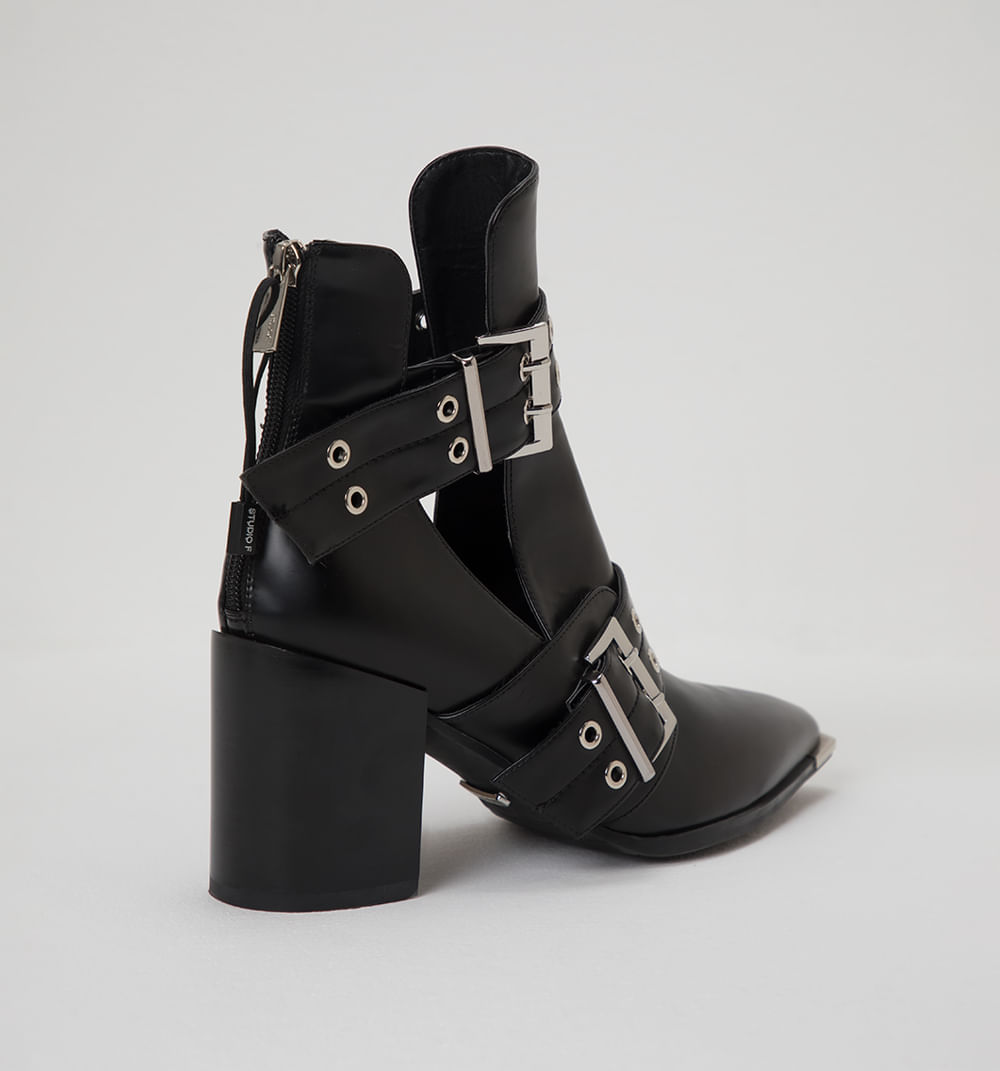 CUTOUT BOOT WITH STRAP DETAILS